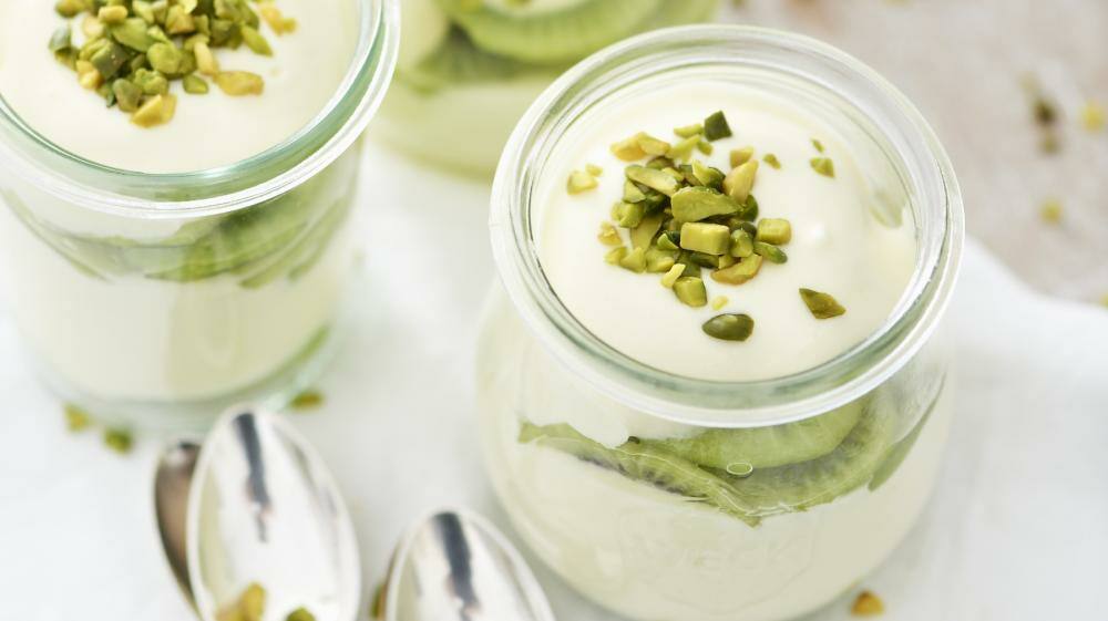 Mascarpone-Quark-Dessert mit Kiwi | Lowcarb.de