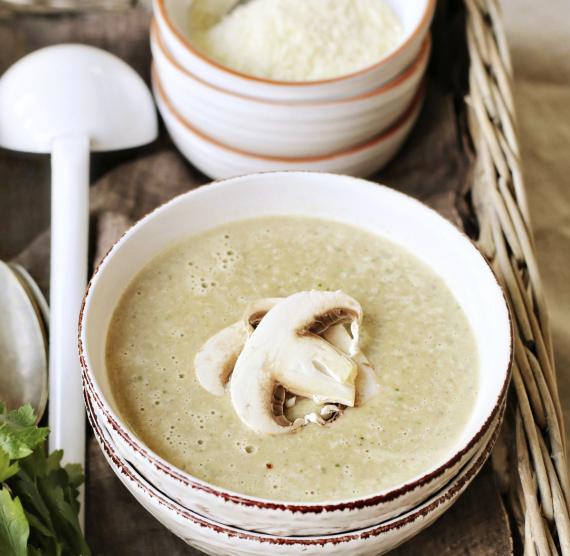Low Carb Champignoncremesuppe – einfach und schnell gemacht